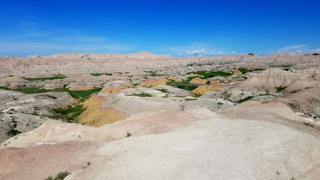 Road trip 2019: the scenic Badlands – K8UA